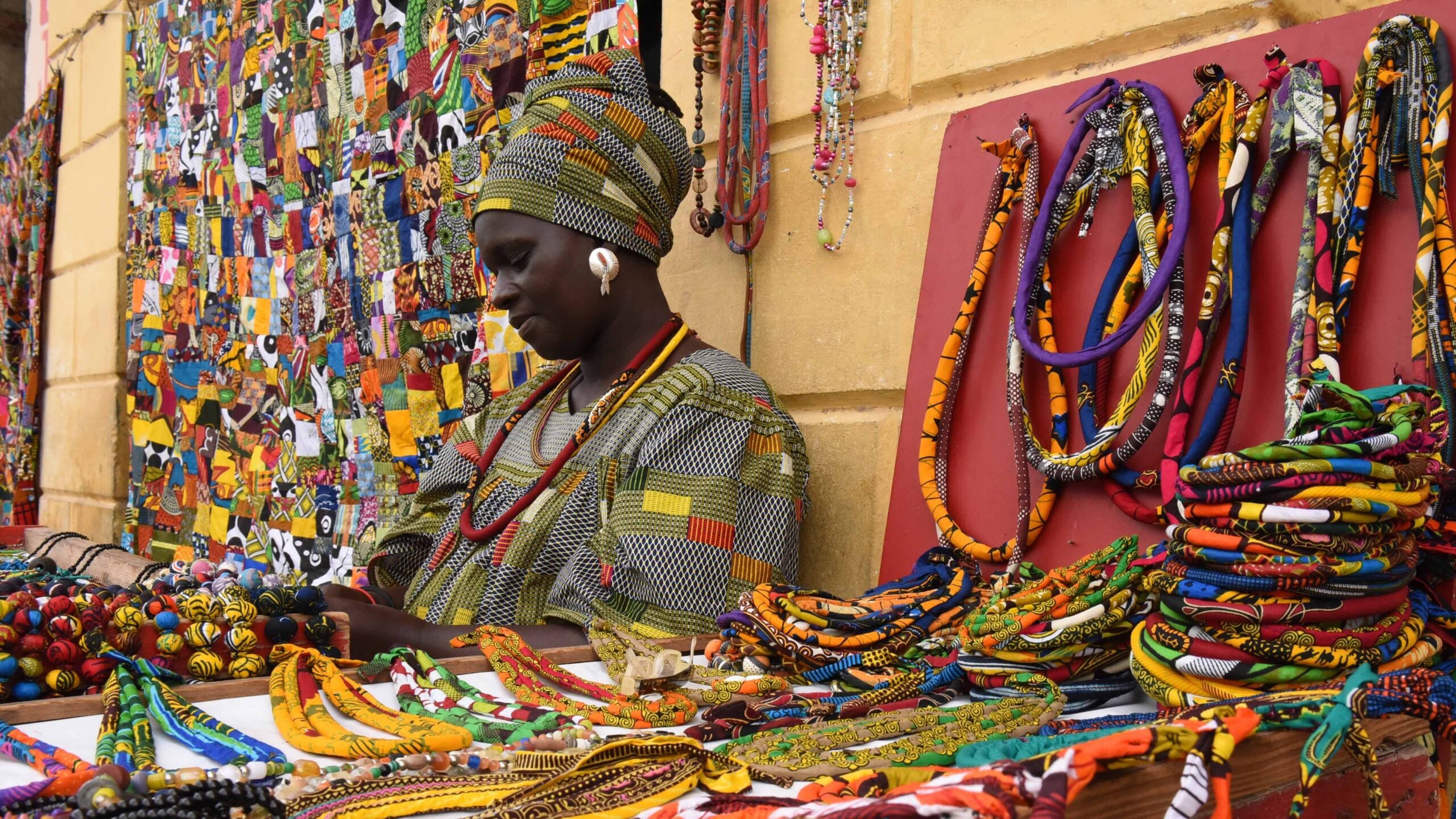 Becoming Big, Bold and Successful Entrepreneur - Bold and Beautiful ...